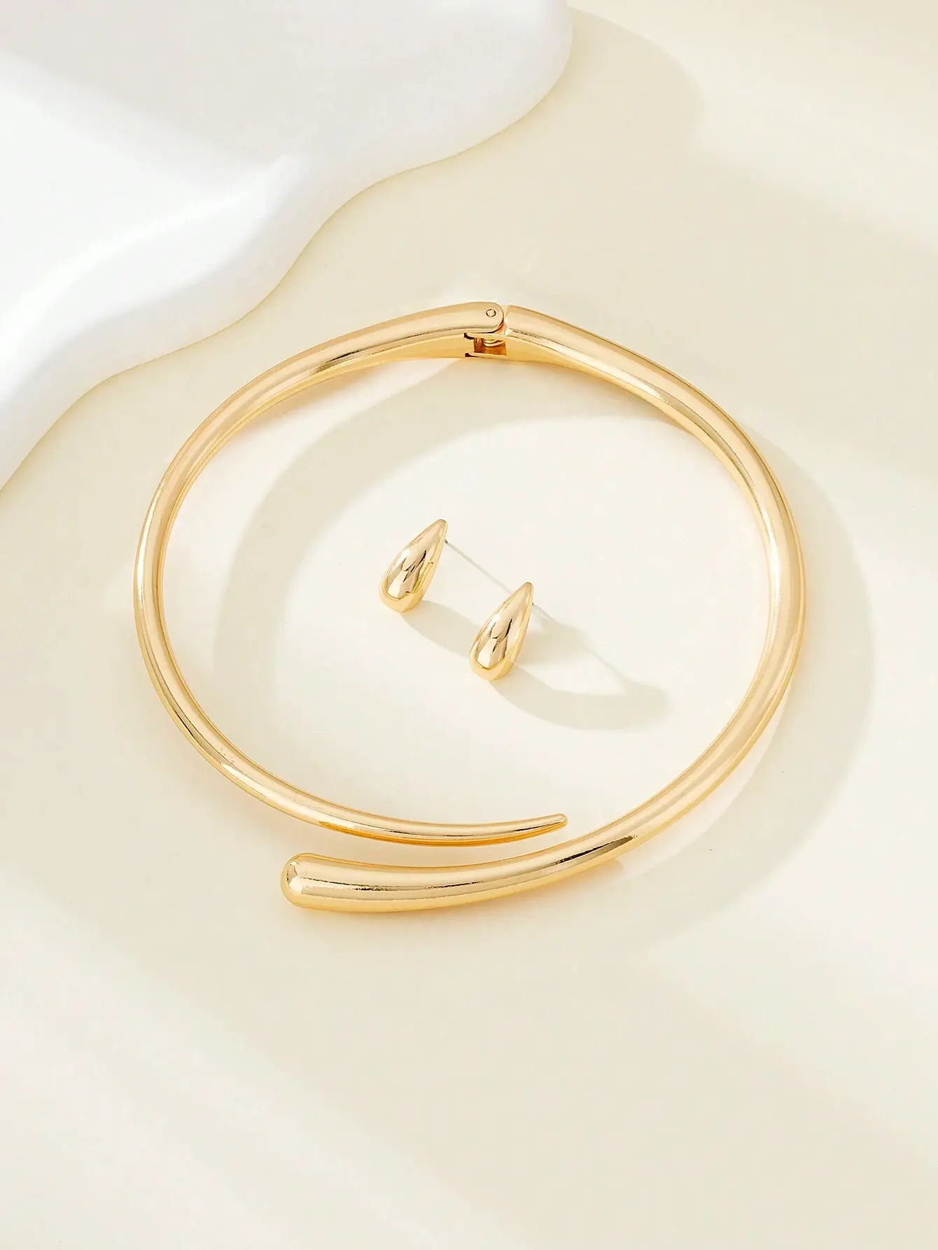 1set Simple And Stylish Alloy Stud Collar & Water Drop Earrings Set ...